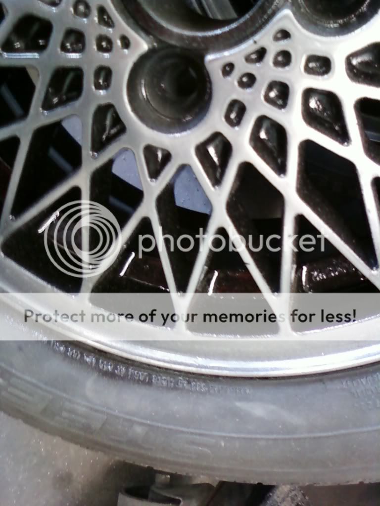 924Board.org :: View topic - Spider Web Wheels - refurbishing - ideas?